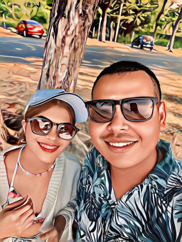 Try this effect on ToonMe